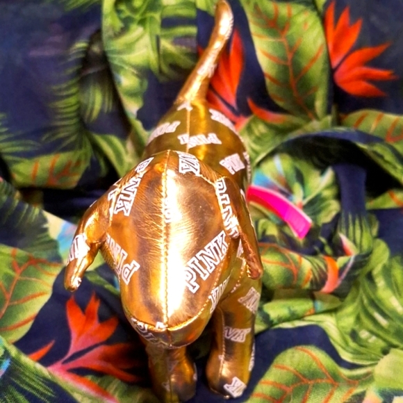 PINK Victoria's Secret | Accents | Victoria Secret Pink Dog Collection ...